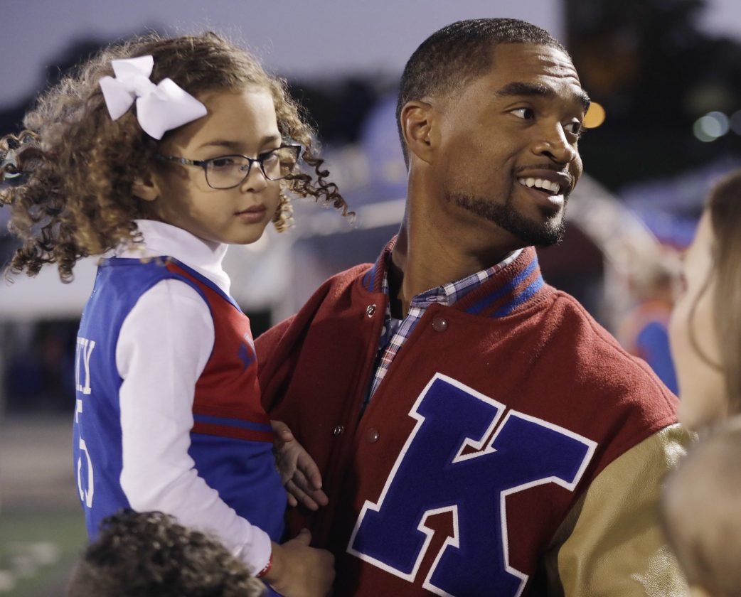 Notebook: Former KU safety Darrell Stuckey joins Ring of Honor during ...